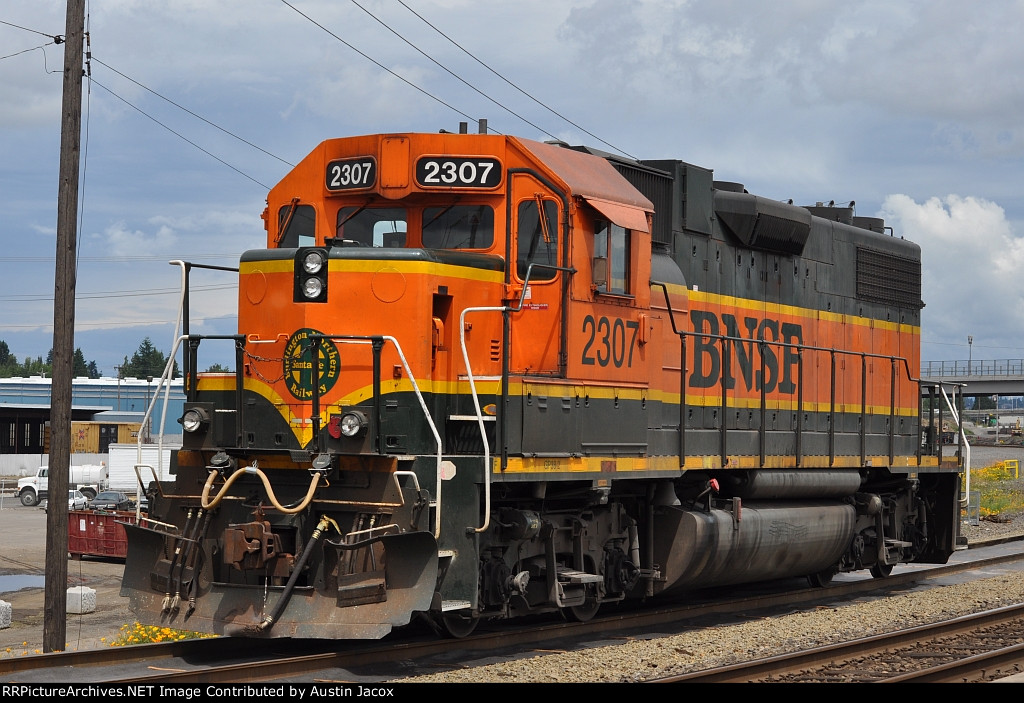 BNSF 2307